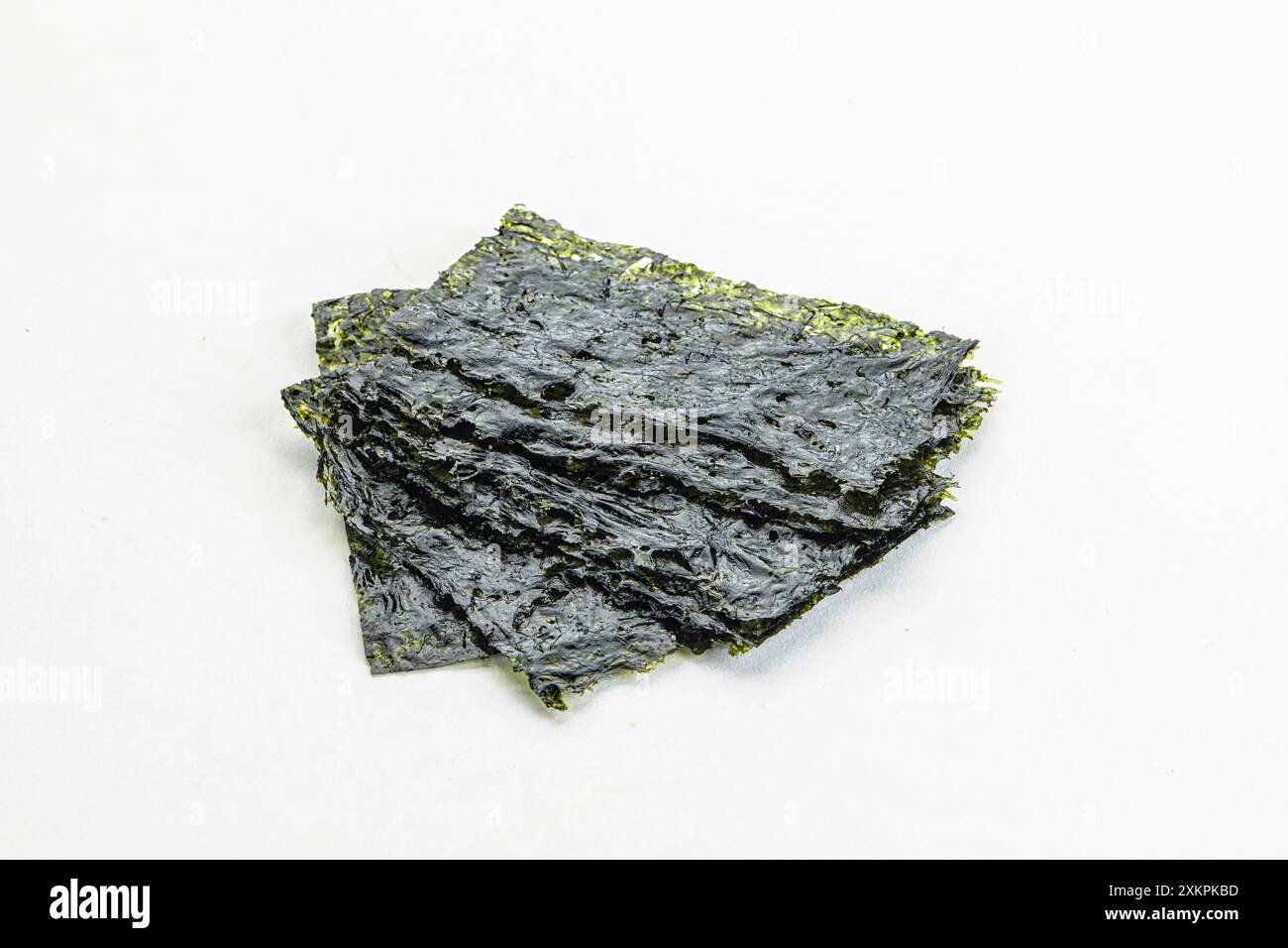 Korean nori seaweed chips heap snack Stock Photo - Alamy