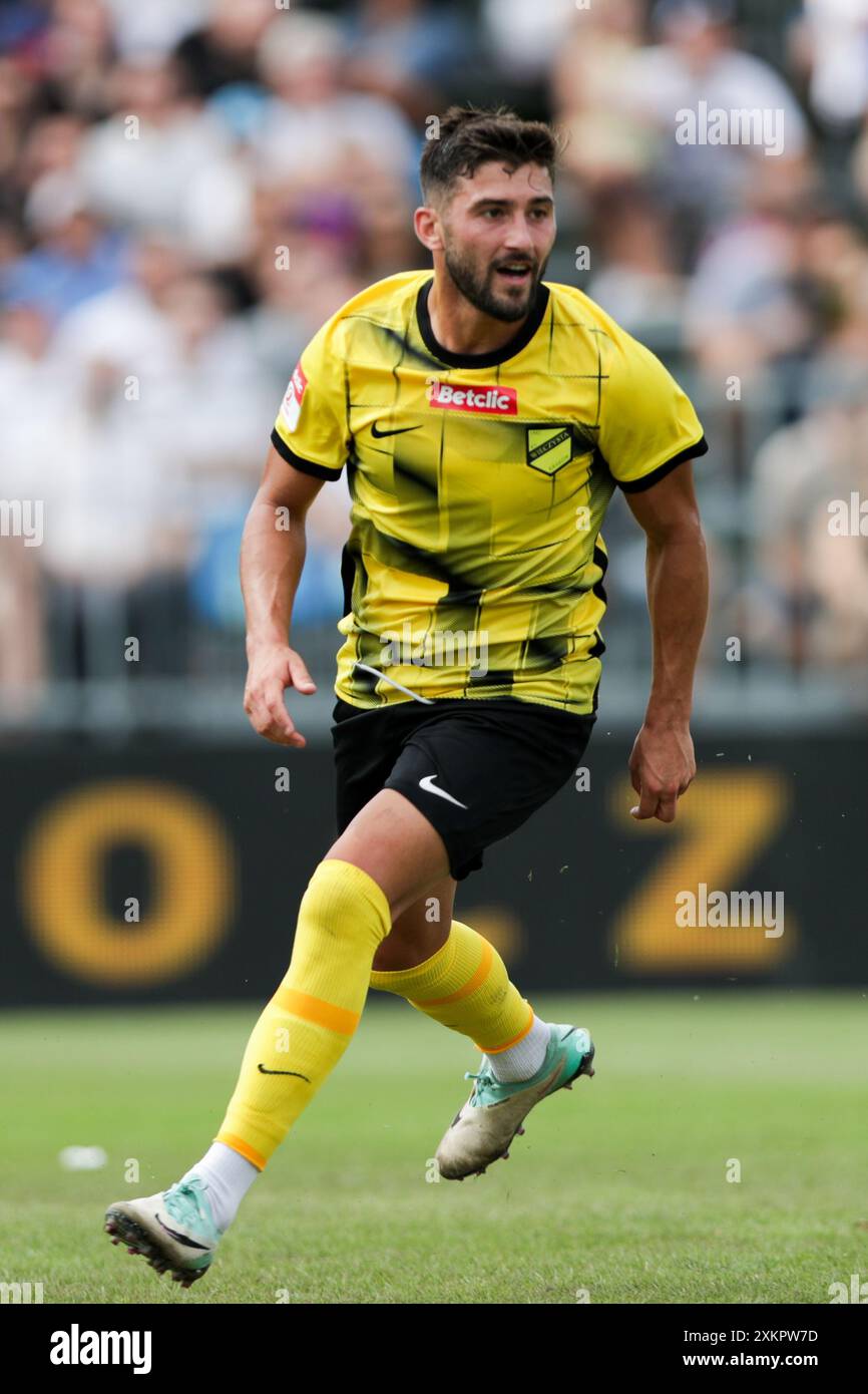 Rafael Gonzalez Rodriguez (Chuma) of Wieczysta Krakow seen in action ...