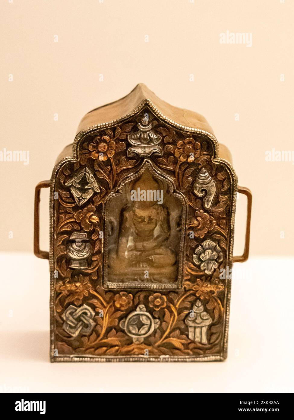 Gahu, travel reliquary, Tibet, 18th century, silver, copper and clay ...