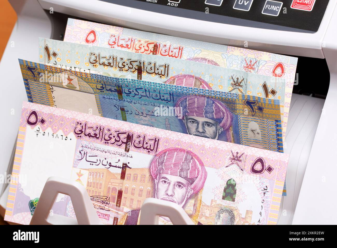Oman economy hi-res stock photography and images - Alamy