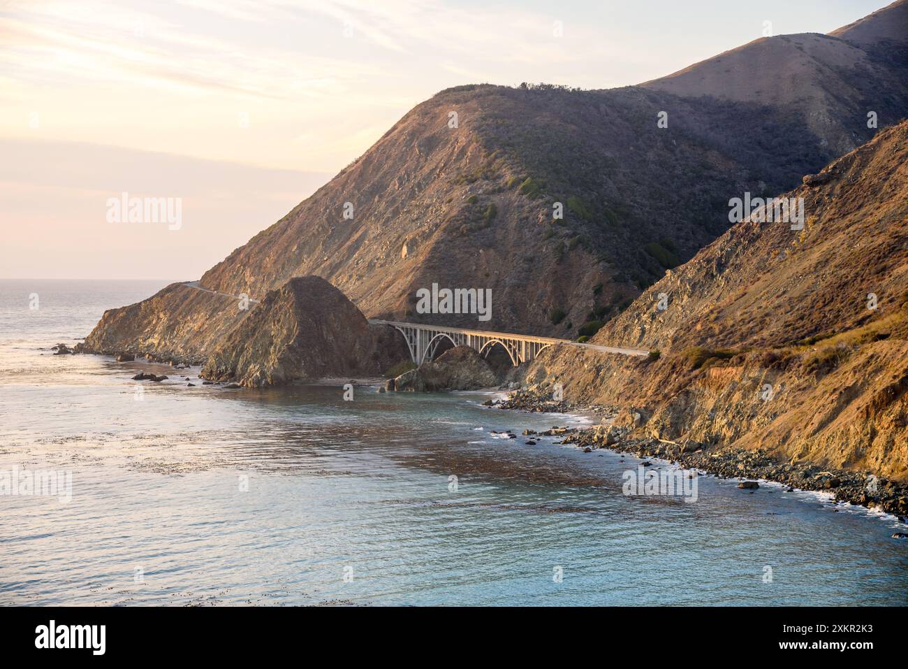 Arch bridge infrastructure hi-res stock photography and images - Alamy