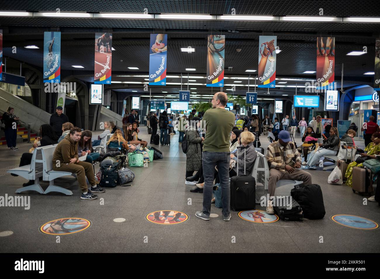 Gare du midi zuidstation hi-res stock photography and images - Alamy