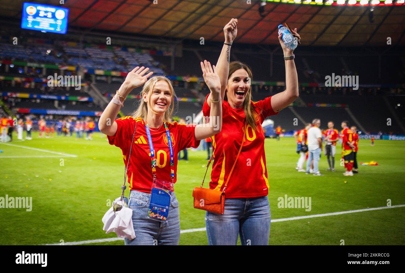 Berlin, Germany. 14th Jul 2024. Laura Abla Schmitt (Frau von Dani Olmo ...