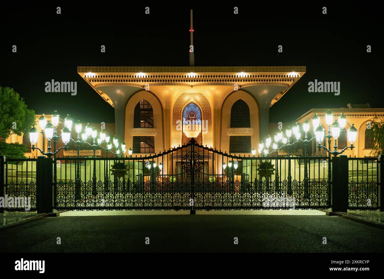 Old town muscat night hi-res stock photography and images - Alamy