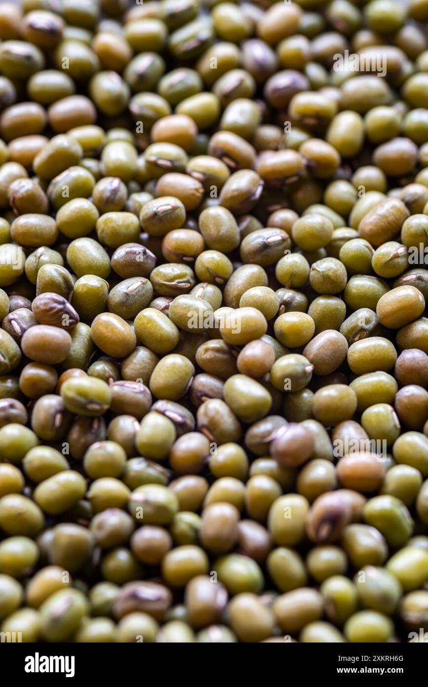 Mung beans close up hi-res stock photography and images - Alamy
