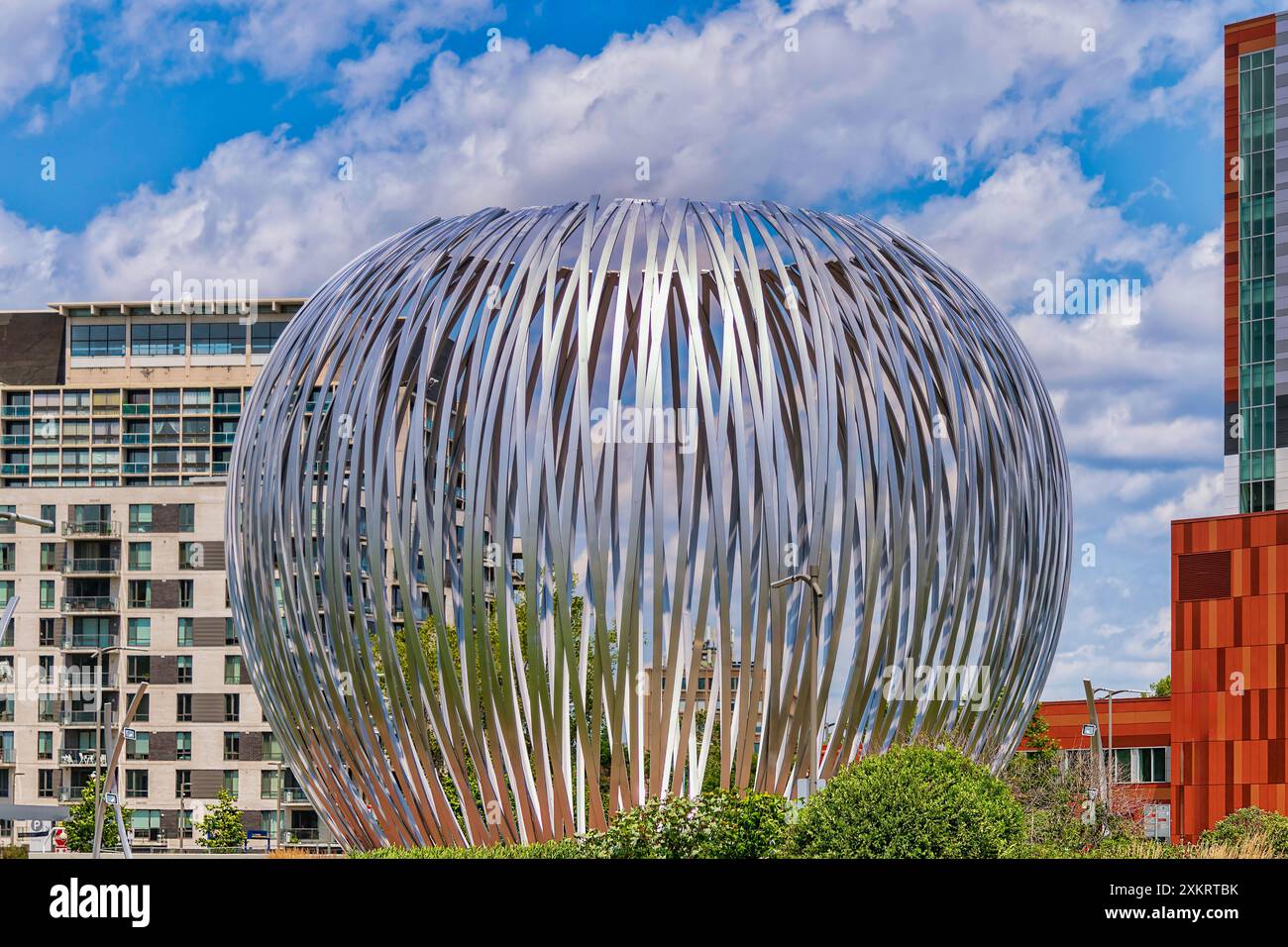 Lawn displays hi-res stock photography and images - Alamy