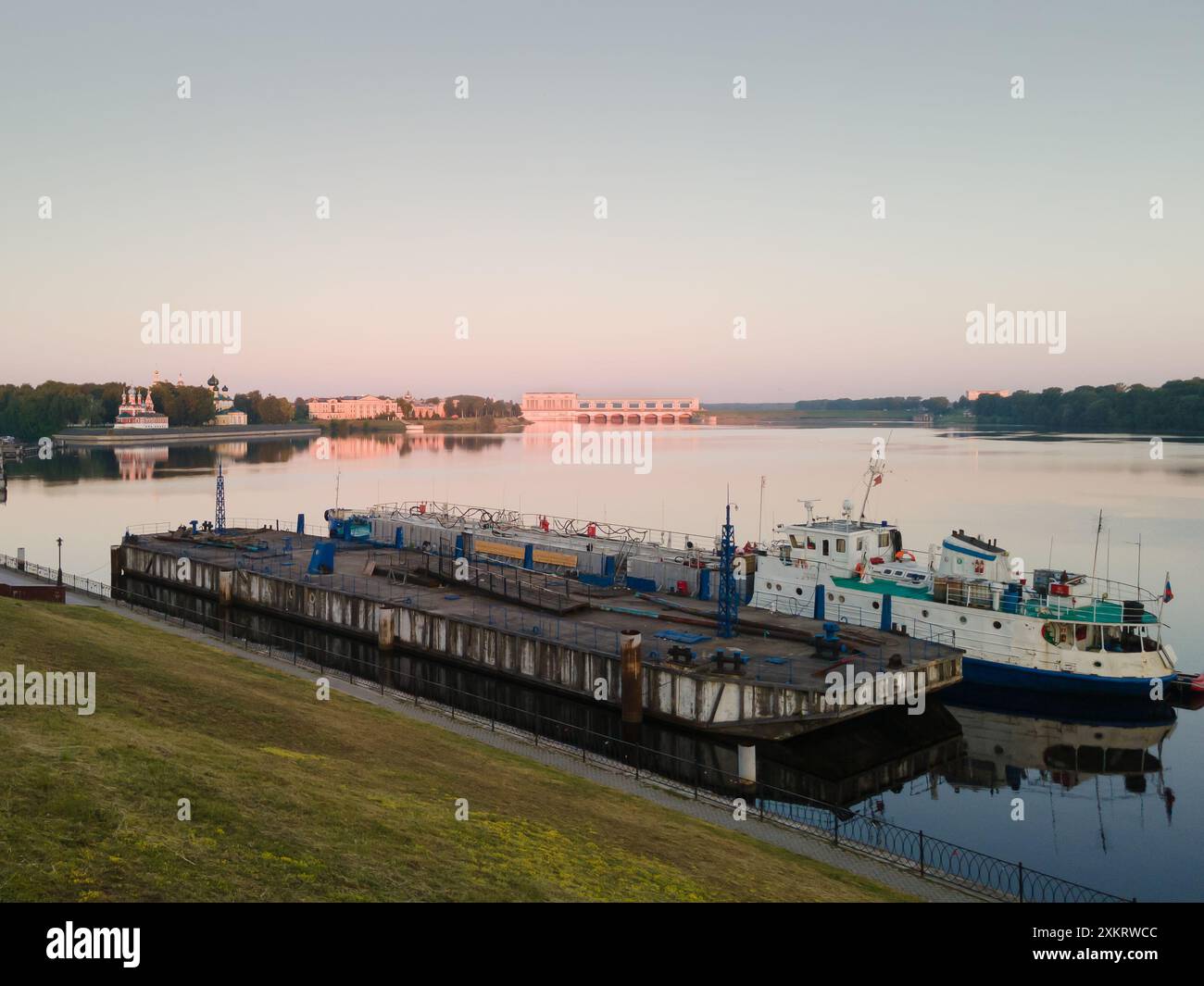 Embankment and berth on the Volga River Stock Photo - Alamy