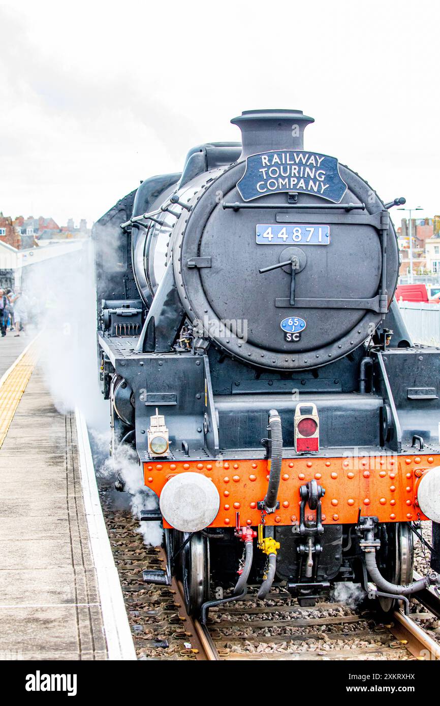 Weymouth, Dorset, UK, 24th July 2024. Black 5 class steam locomotive No ...
