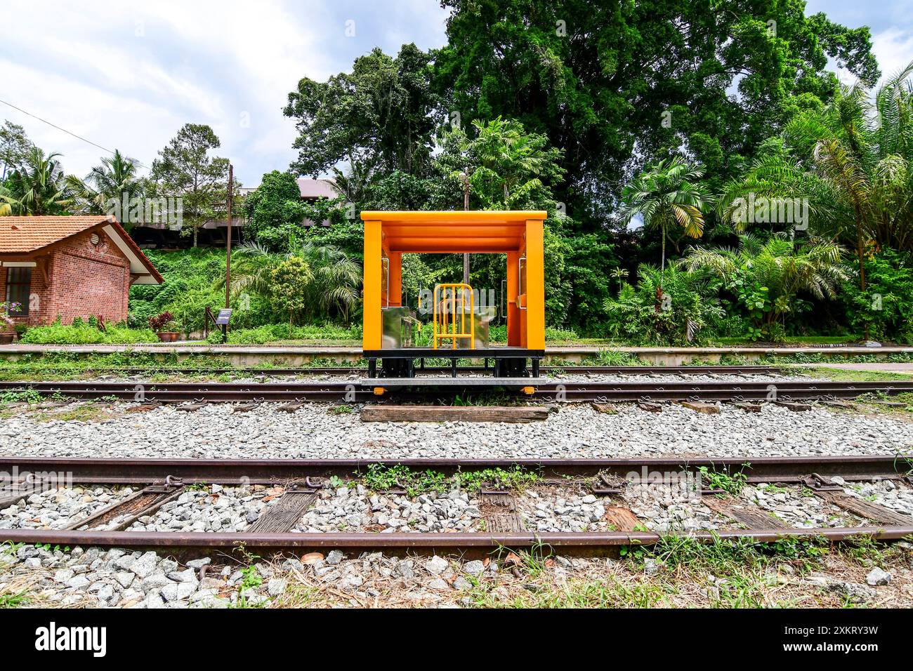 Rail Corridor sights along Bukit Timah Road, Singapore Stock Photo - Alamy