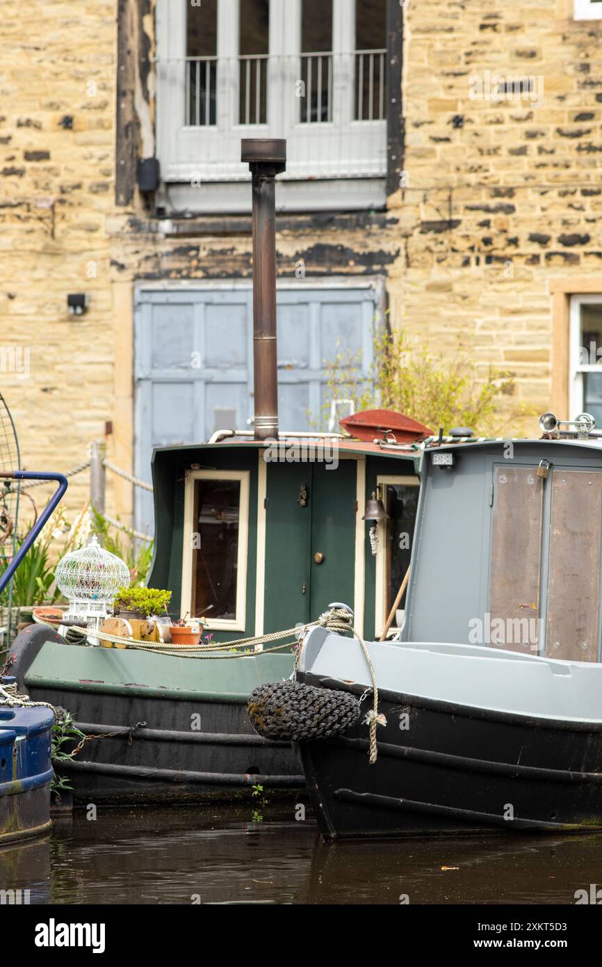 Sowerby Bridge wharf, Calderdale, West Yorkshire, UK, is the terminal ...
