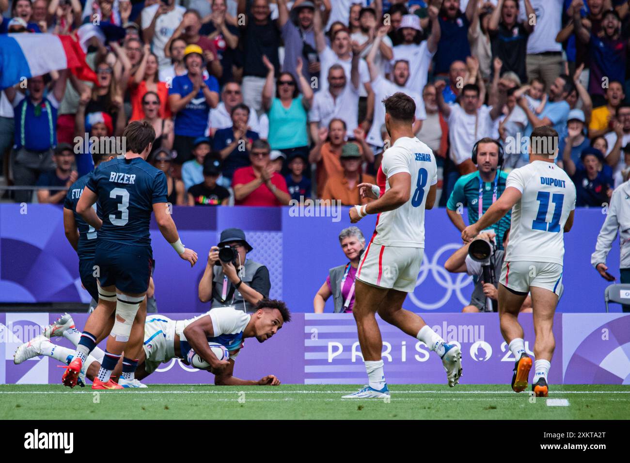 Jordan Sepho (France) scores a try, Rugby Sevens, Men's Pool C between ...
