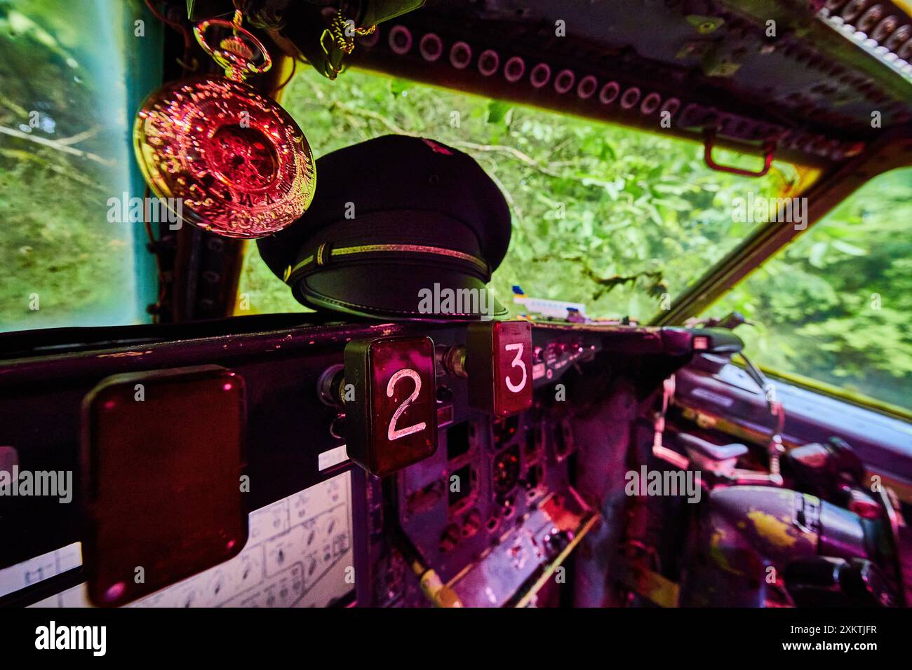 Cockpit first hi-res stock photography and images - Alamy