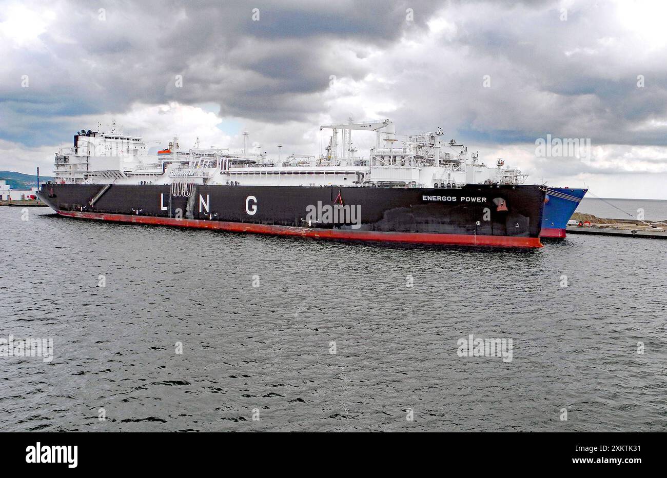 LNG-Schiffe am neuen Terminal Mukran *** LNG ships at the new Mukran ...