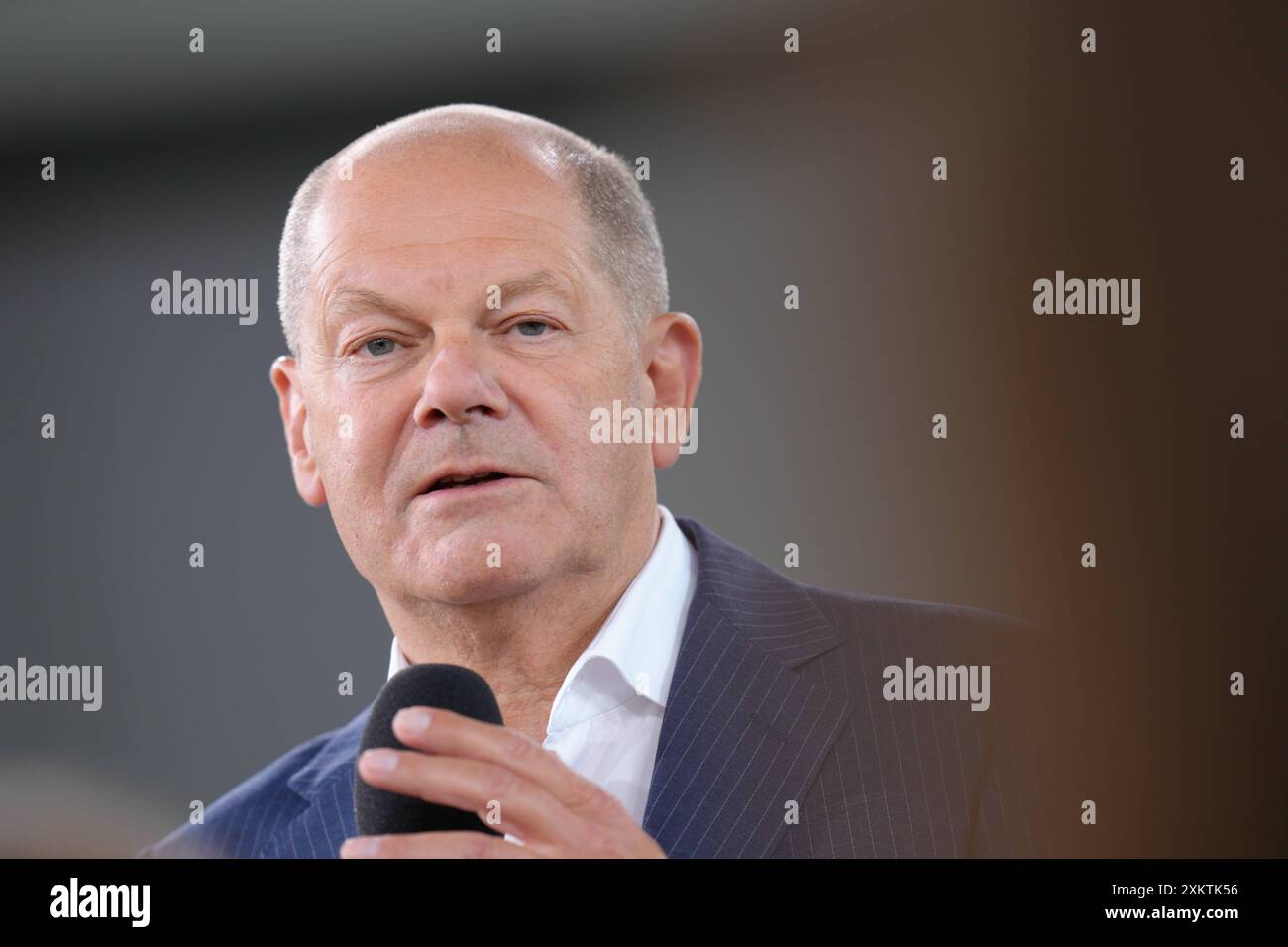 Bundeskanzler Scholz beim Kanzlergespraech in Saarbruecken Bundeskanzler Olaf Scholz im Portrait ...