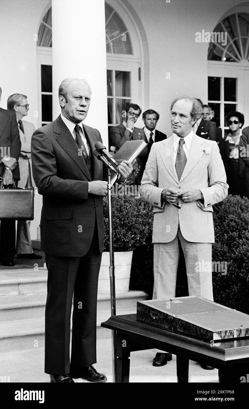 Canadian prime ministers Black and White Stock Photos & Images - Alamy