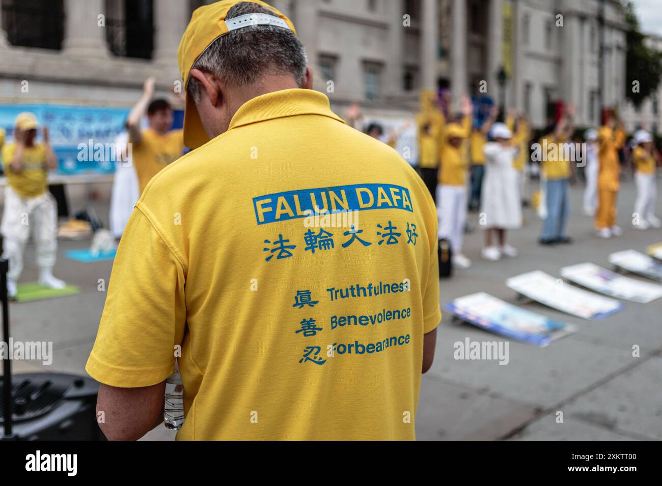 Falun dafa persecution hi-res stock photography and images - Alamy