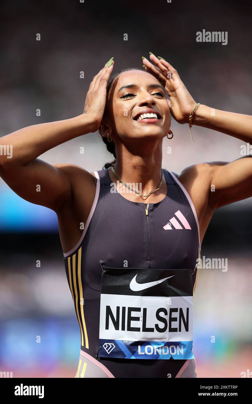 Laviai NIELSEN (Great Britain) after competing in the Women's 400m ...