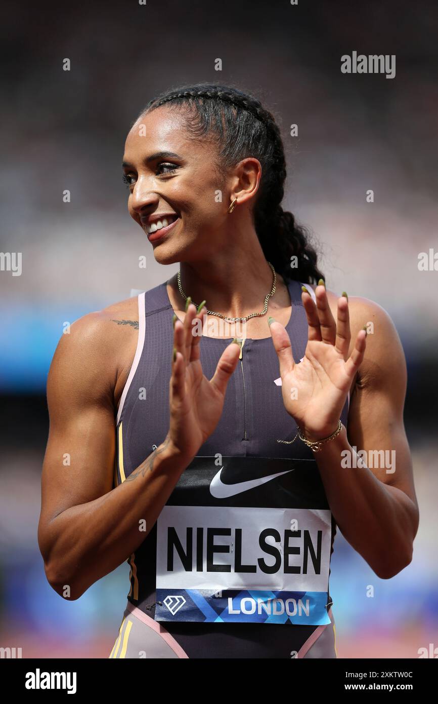 Laviai NIELSEN (Great Britain) after competing in the Women's 400m ...