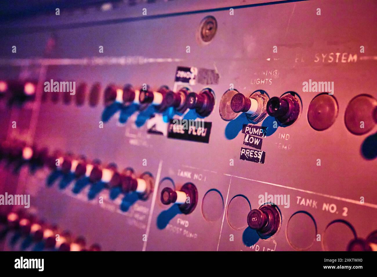 Pump low press hi-res stock photography and images - Alamy