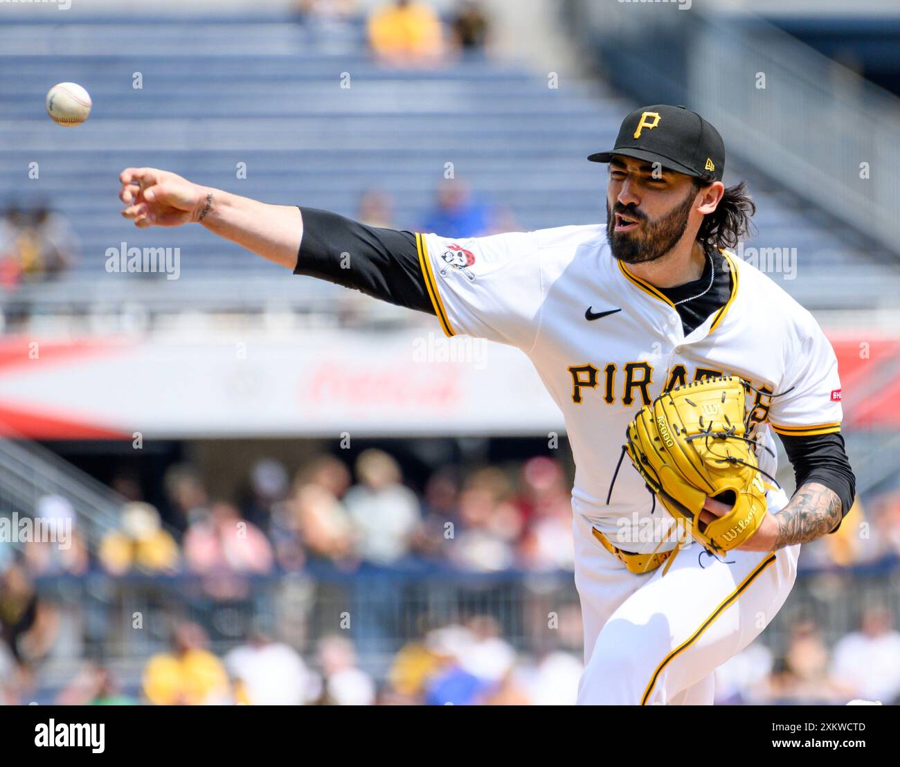 Pittsburgh Pirates pitcher Colin Holderman (35) throws in the eighth ...