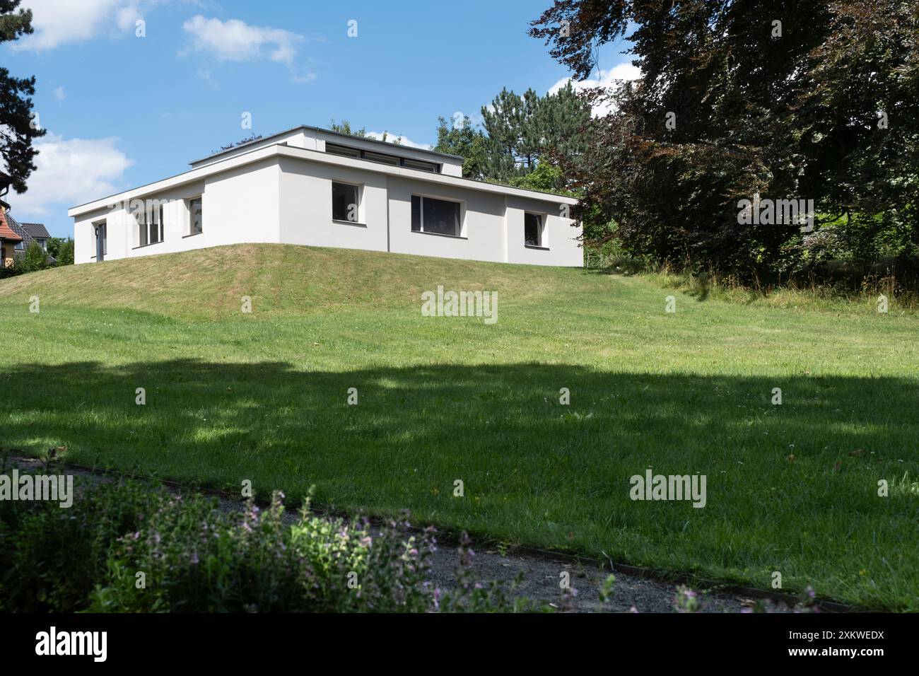 Haus am Horn, first Bauhaus model house in Weimar, designed by Georg ...
