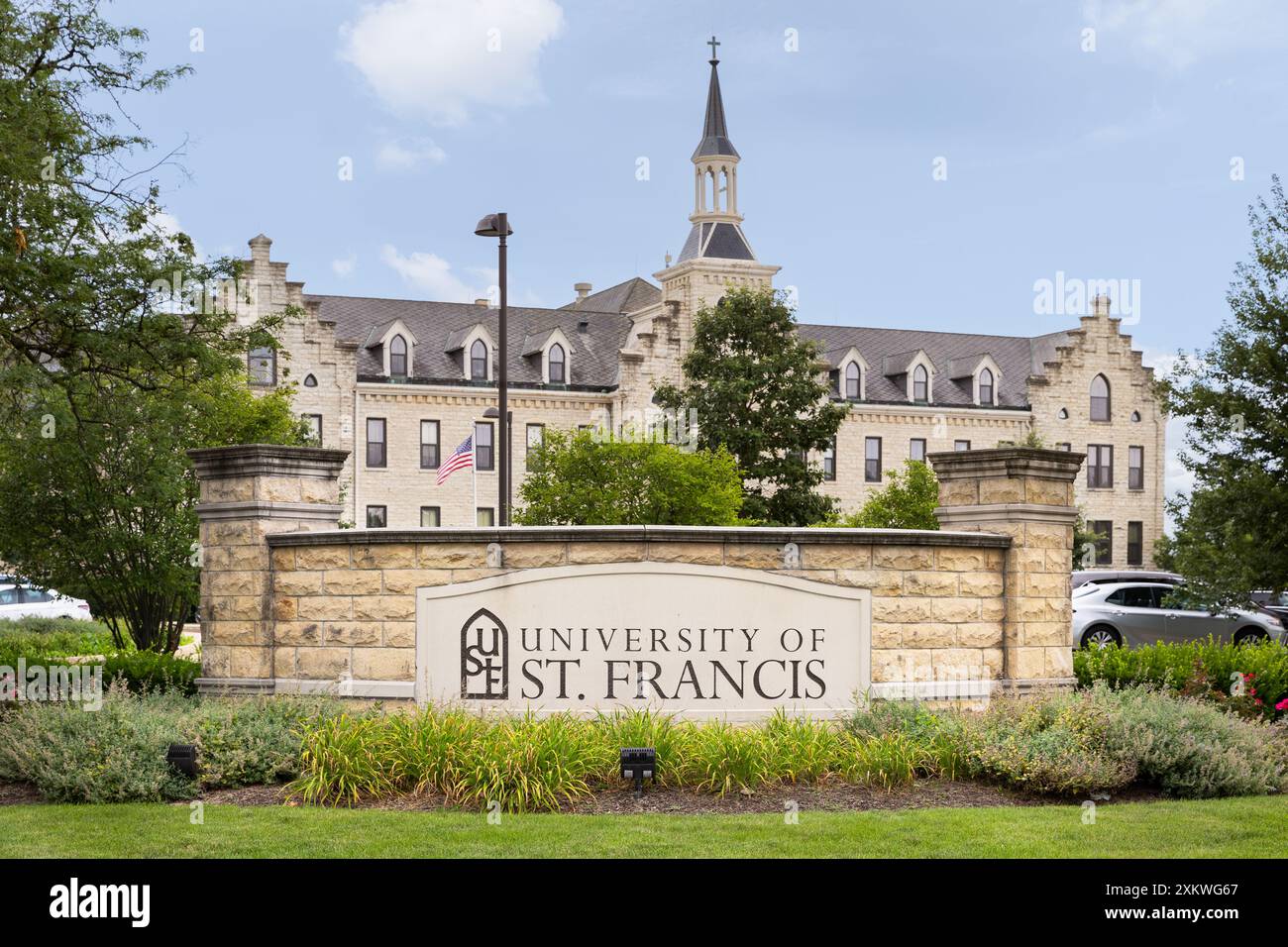 The University of St. Francis is a private Franciscan university with its main campus in Joliet ...