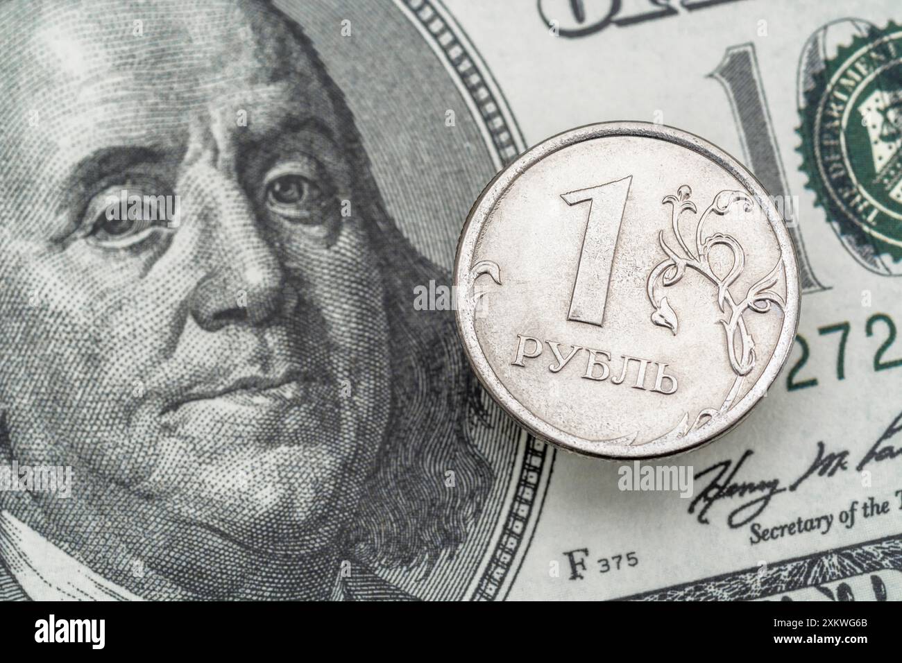 Ben franklin and ruble hi-res stock photography and images - Alamy
