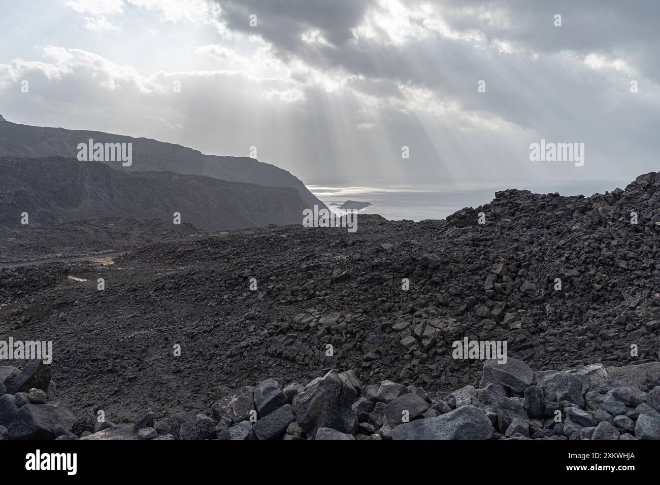 African volcano hi-res stock photography and images - Alamy