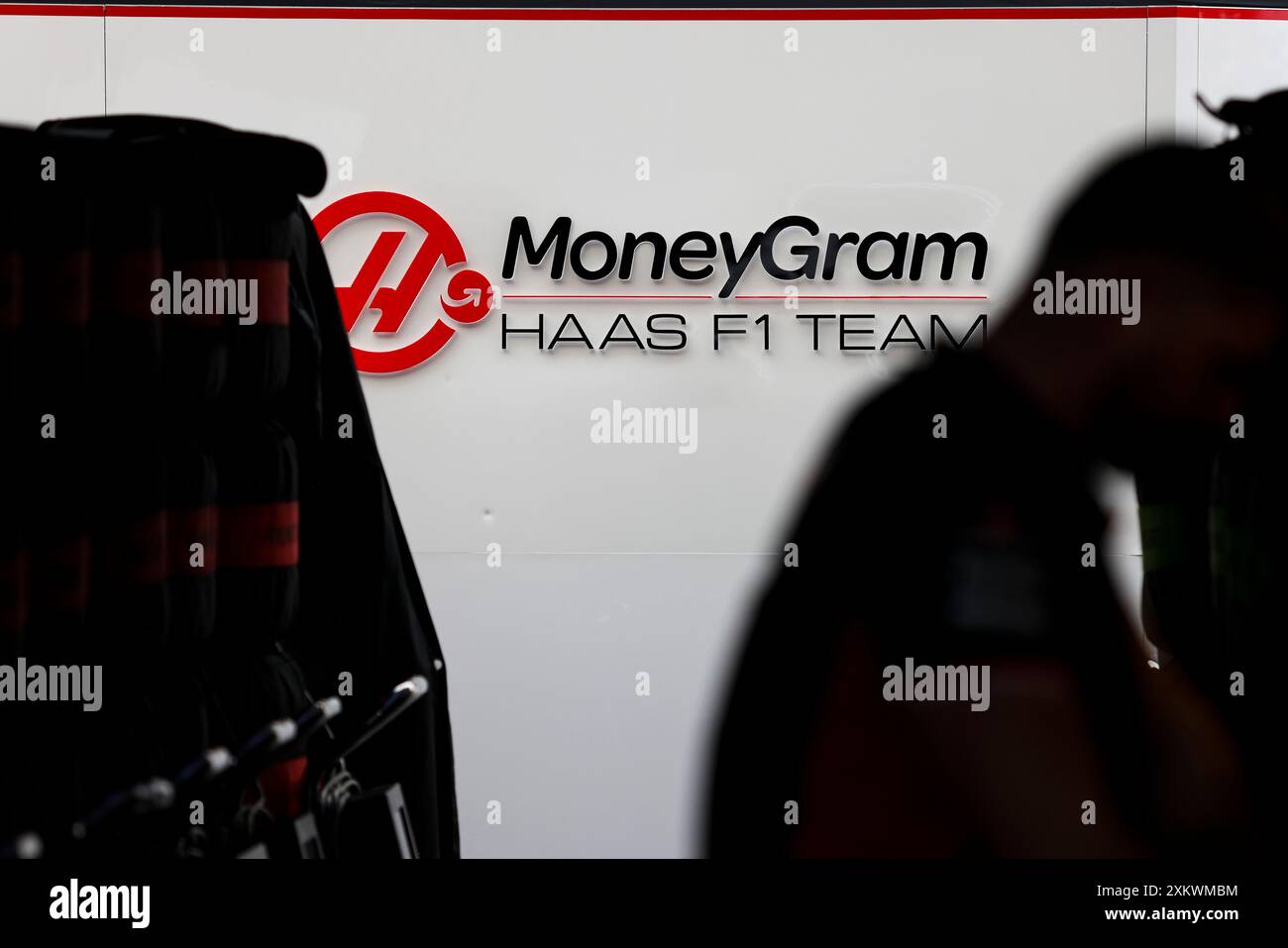 Formula 1 2024 logo hi-res stock photography and images - Alamy