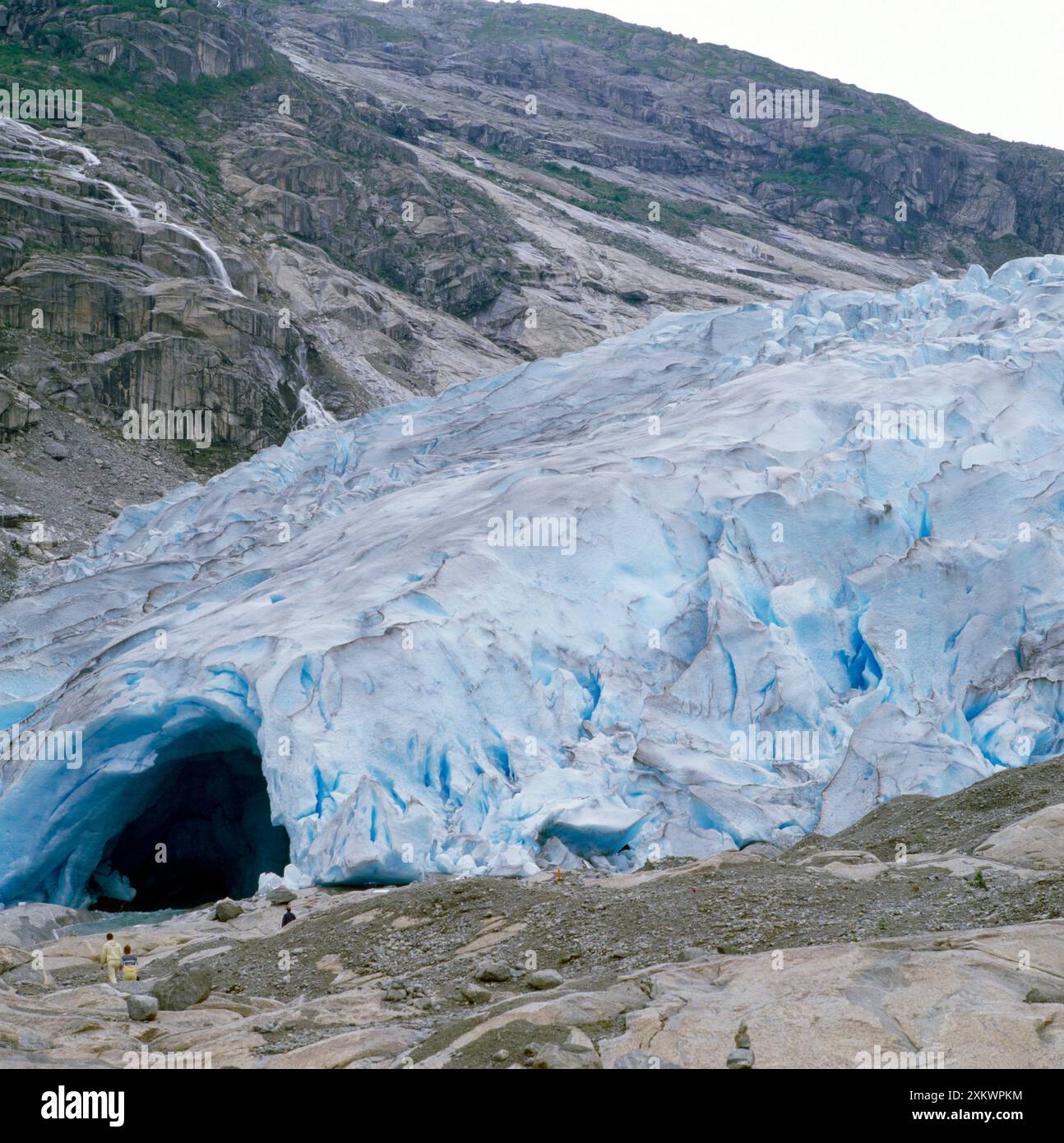 Glacier features hi-res stock photography and images - Alamy