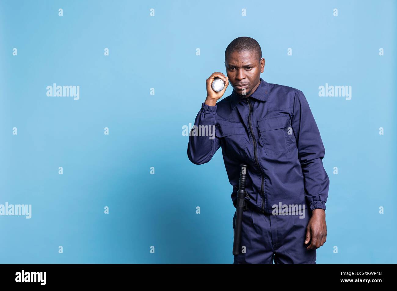 Professional security guard flashlight hi-res stock photography and ...