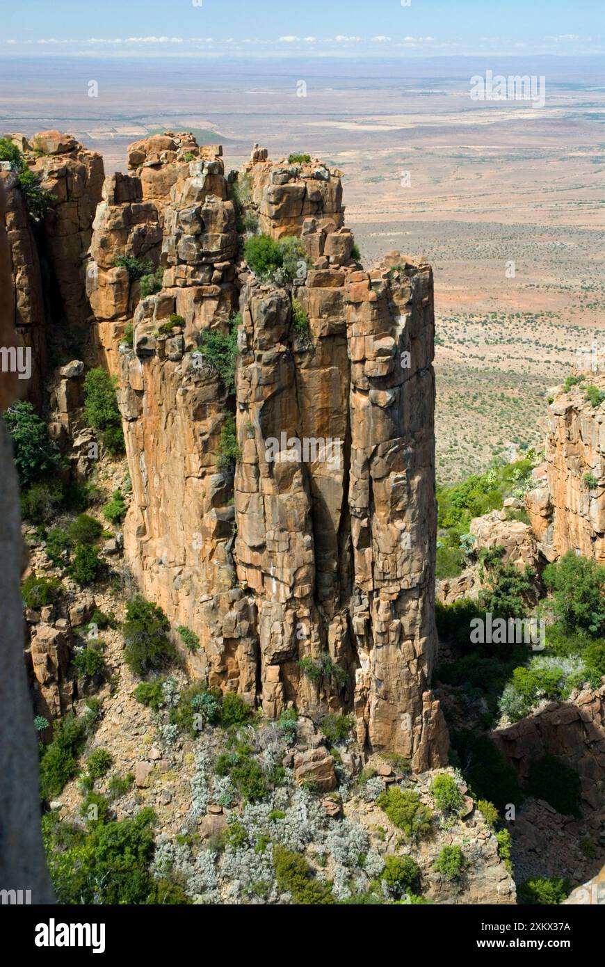 Dolerite sill rock hi-res stock photography and images - Alamy