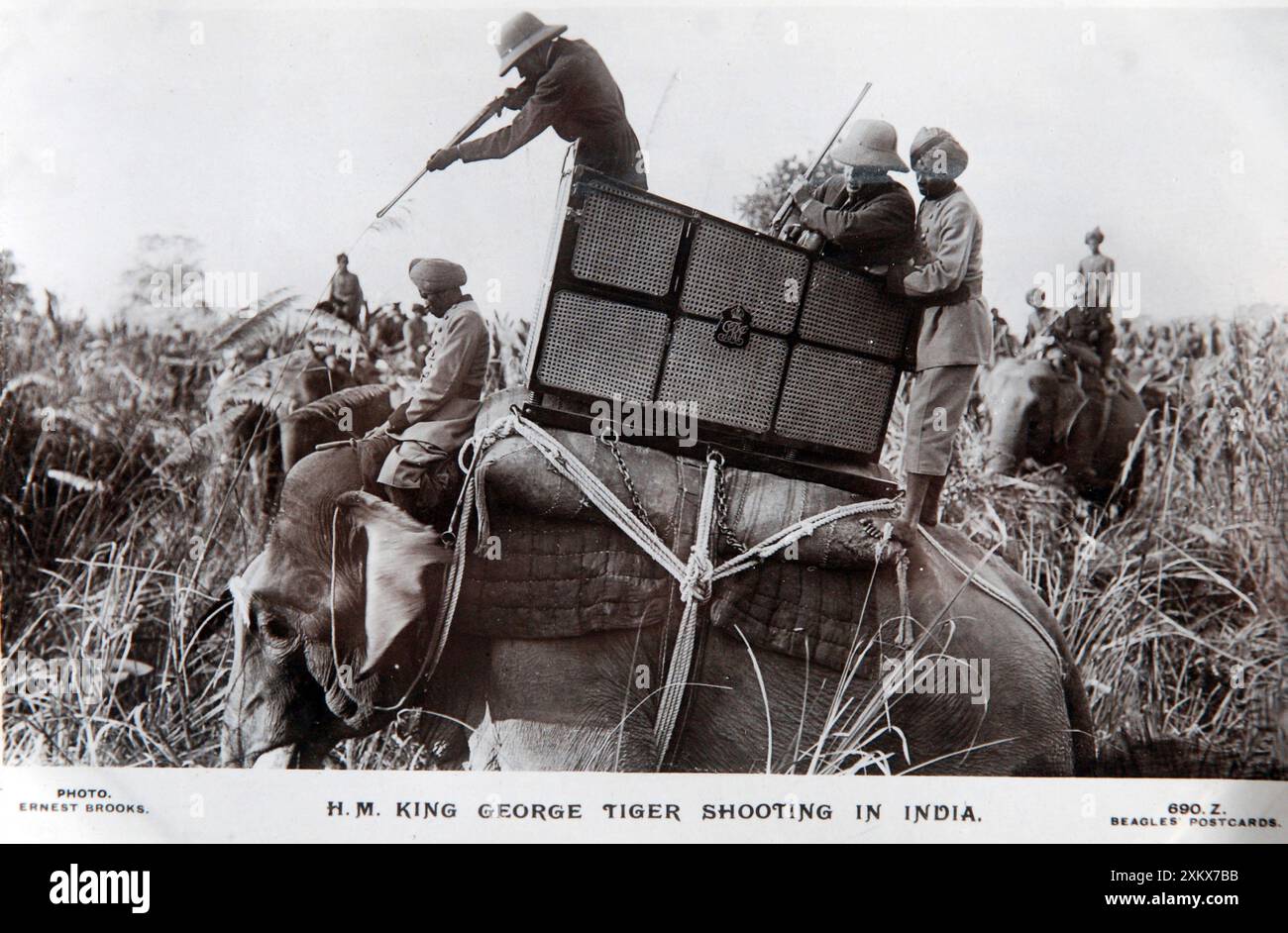 1920s shooting hi-res stock photography and images - Alamy