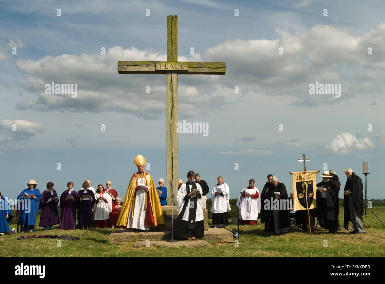 Pilgrimage England. The Bishop of Norwich the Rev Graham James conducts ...