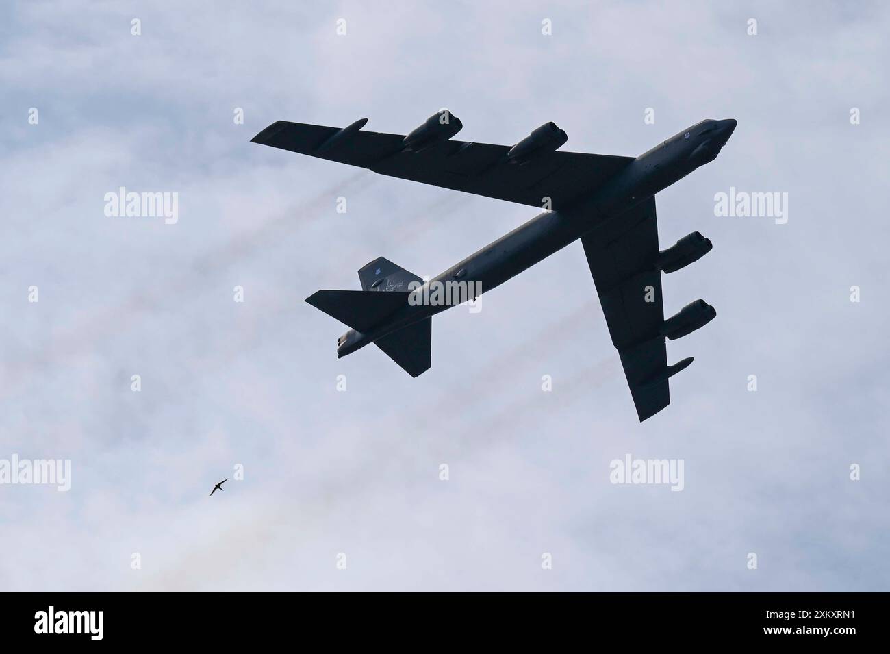 A U.S. Air Force B-52 Stratofortress assigned to the 2nd Bomb Wing ...