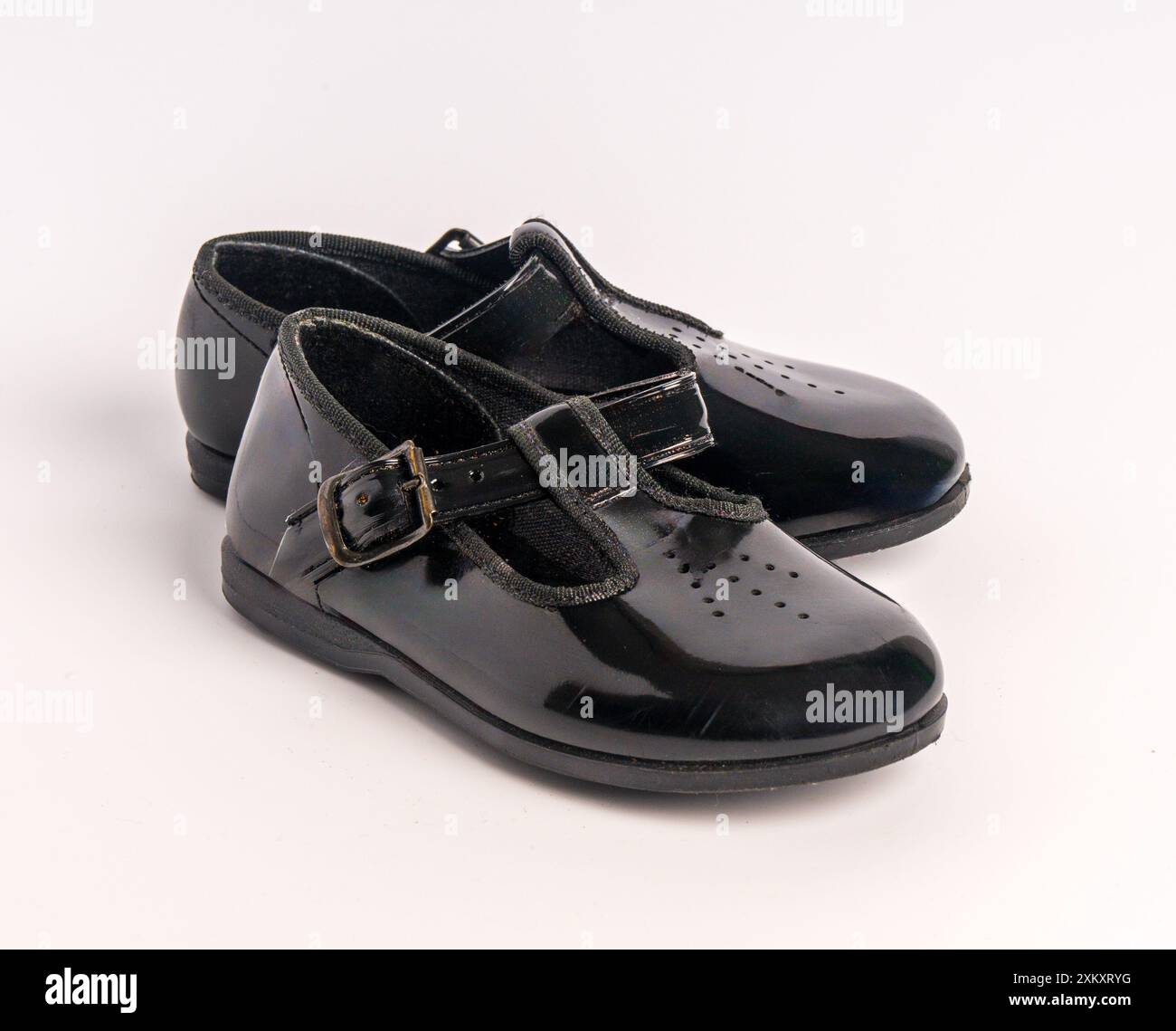 Shiny shoes hi-res stock photography and images - Alamy