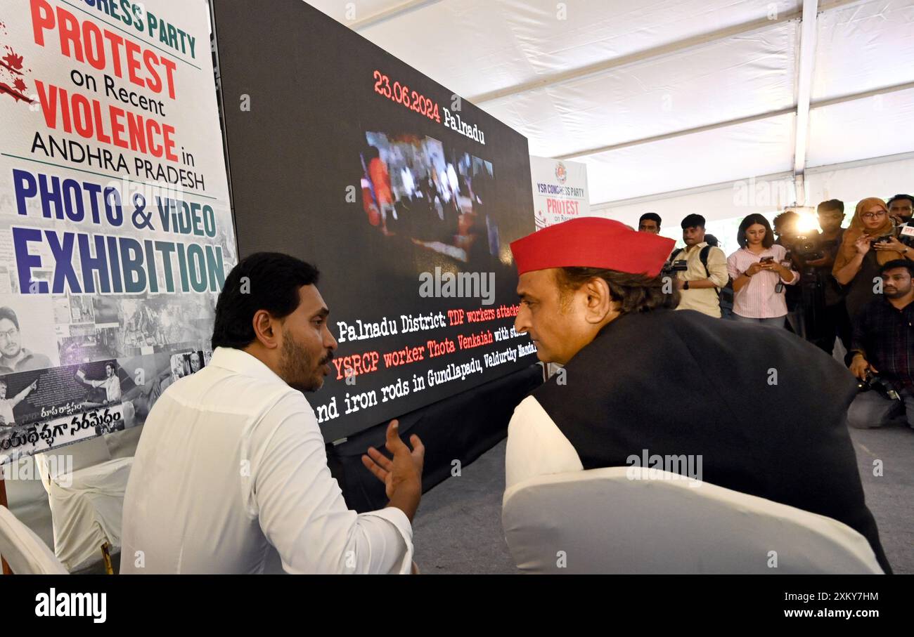 Jagan mohan reddy hi-res stock photography and images - Alamy