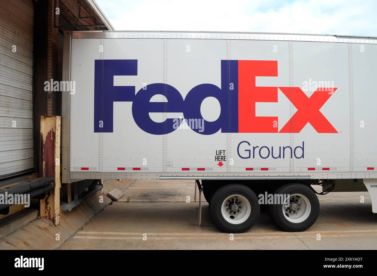 New York, United States. 24th July, 2024. A FedEX container is seen ...