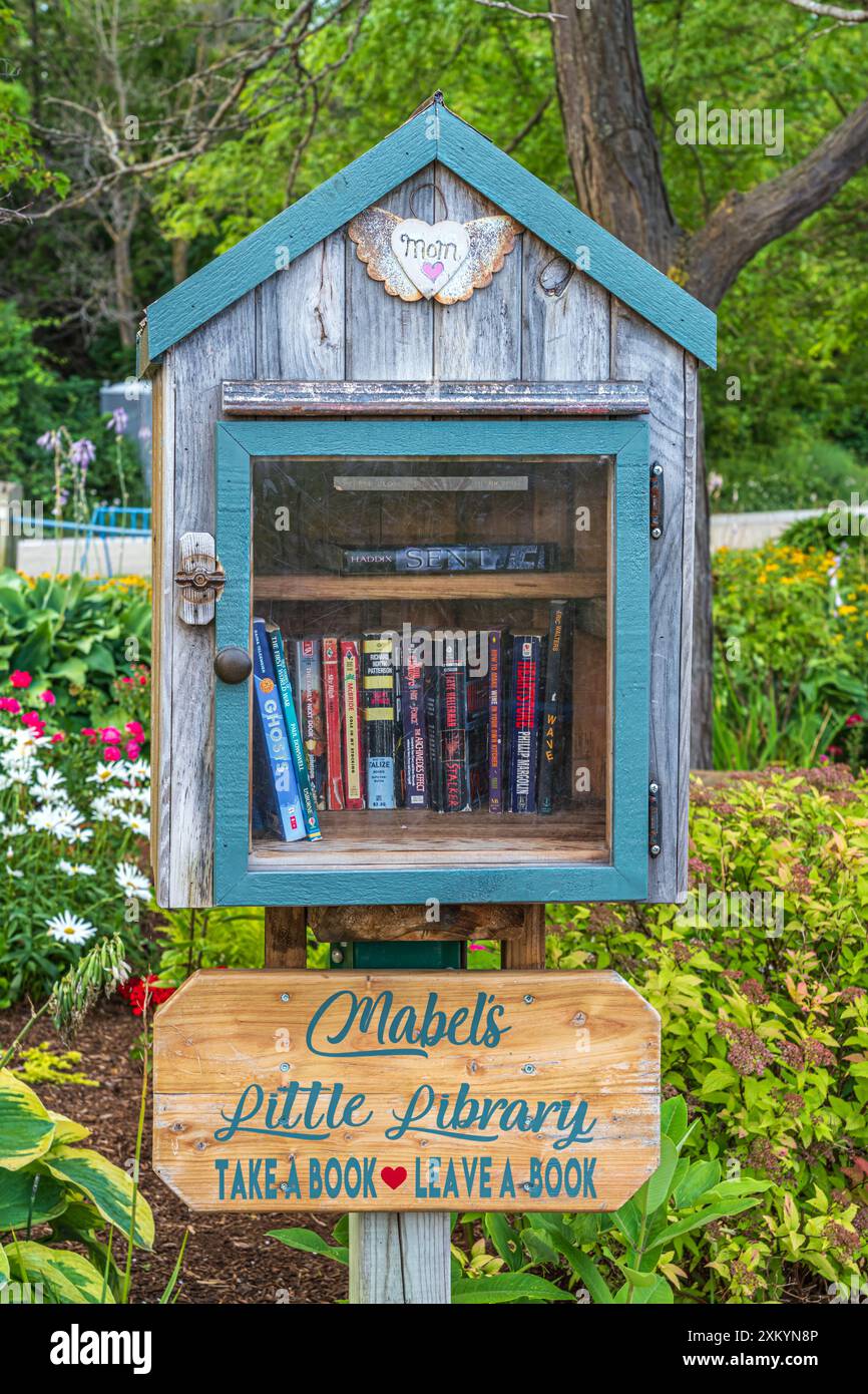 Bookbin hi-res stock photography and images - Alamy