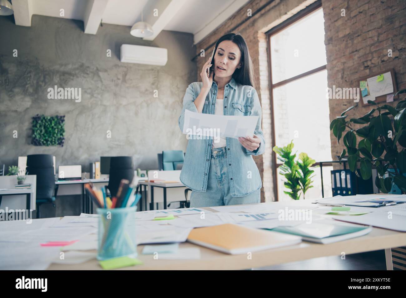 Photo portrait of pretty young girl phone call graph work wear trendy ...