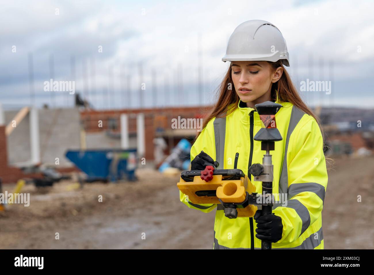 Portrait female apprentice engineer hi-res stock photography and images ...