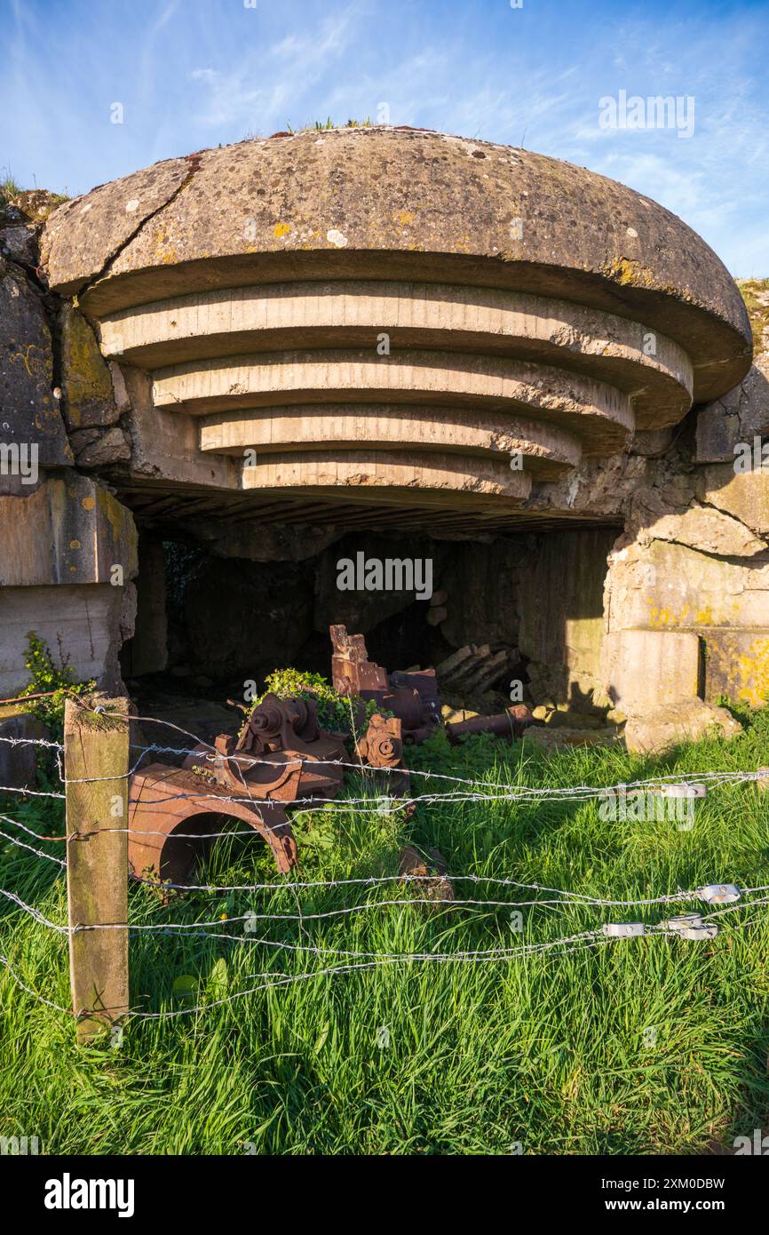 The Longues-sur-Mer battery, World War II Artillery in France Stock ...