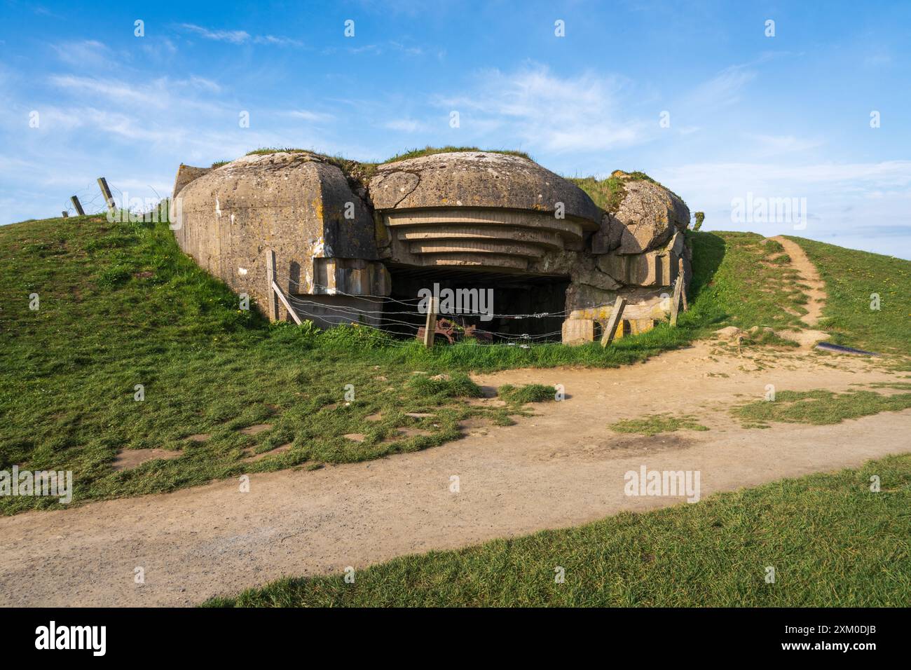 The Longues-sur-Mer battery, World War II Artillery in France Stock ...