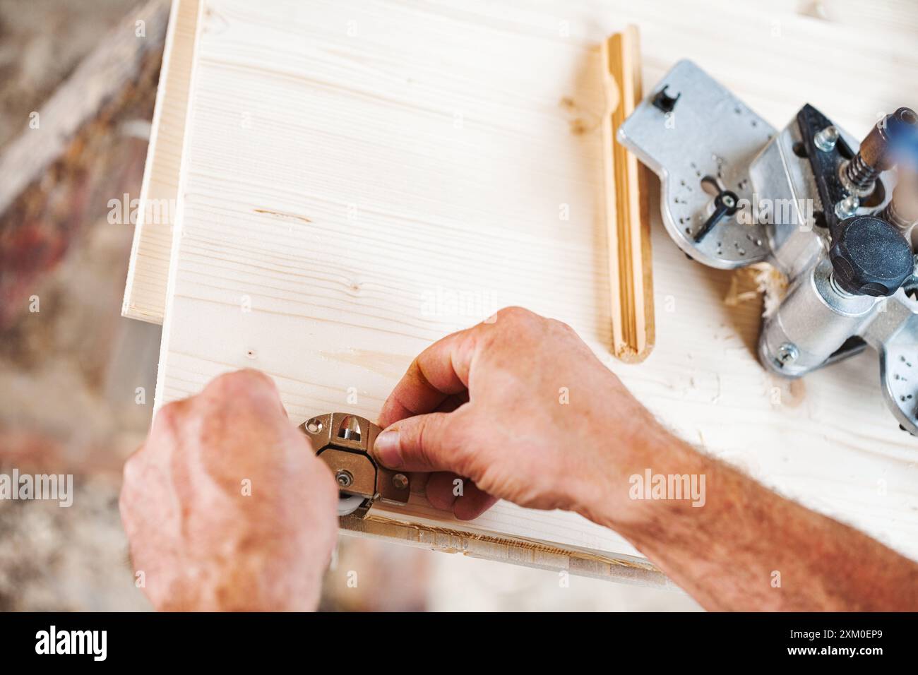 Body parts hands human hand wood workplace craftmanship hi-res stock ...