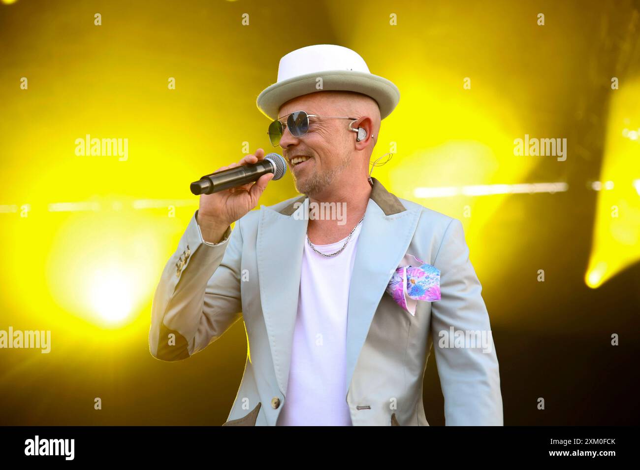 Jan Delay & Disko No. 1 live bei einem Konzert der Best of 25 Years ...