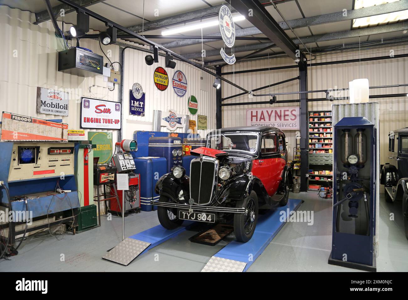 Morris Eight Series 1 (1938), The Morris Story, Haynes International ...