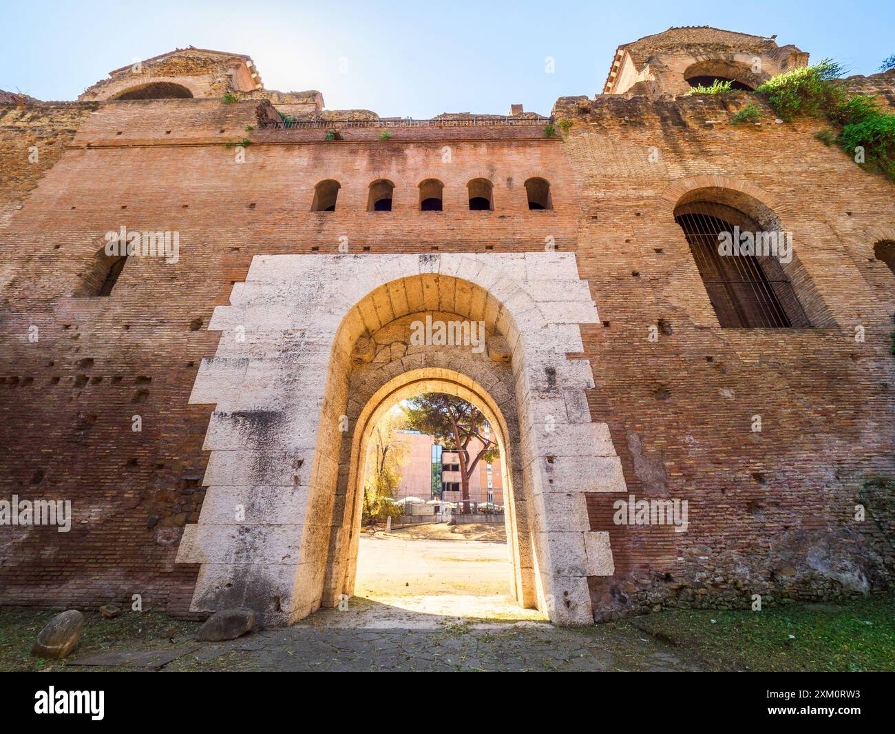 Internal roman architecture hi-res stock photography and images - Alamy