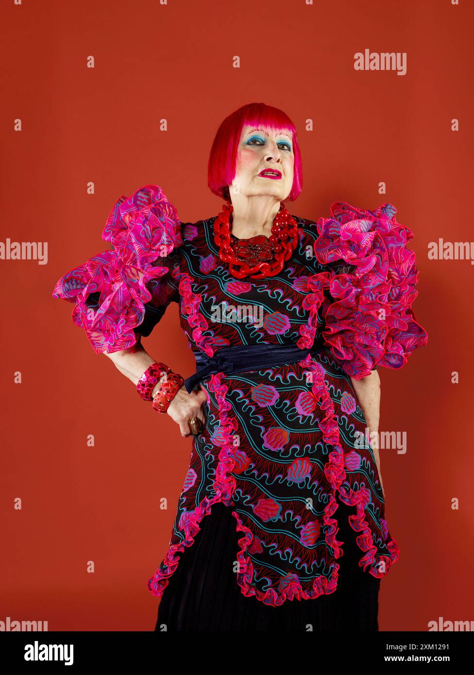 Zandra rhodes dress hi-res stock photography and images - Alamy