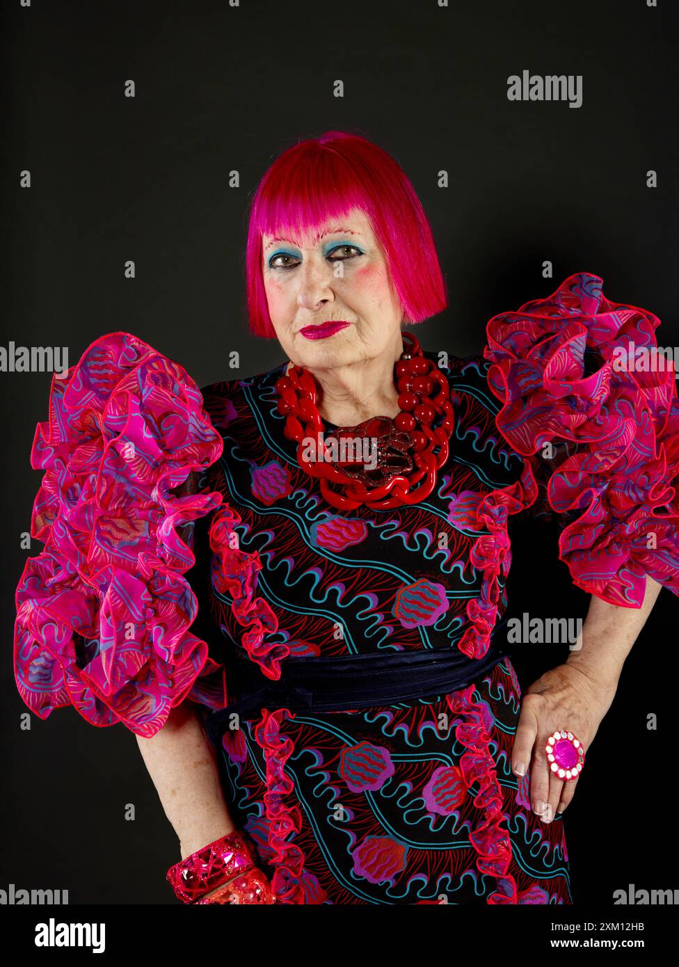 Zandra Rhodes at The Oldie Literary Lunch 23-07-24 Stock Photo - Alamy