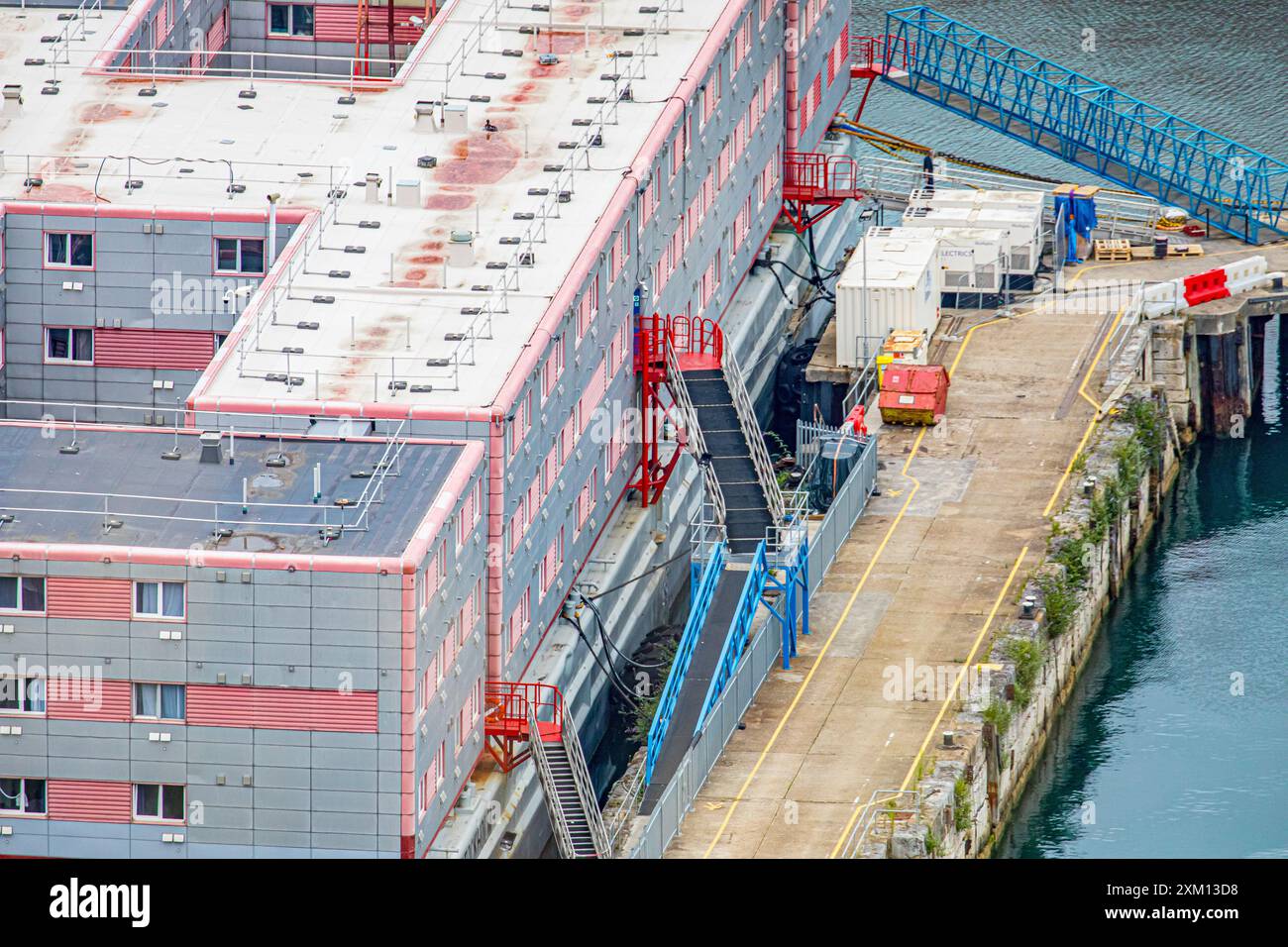 Refugee barge hi-res stock photography and images - Alamy